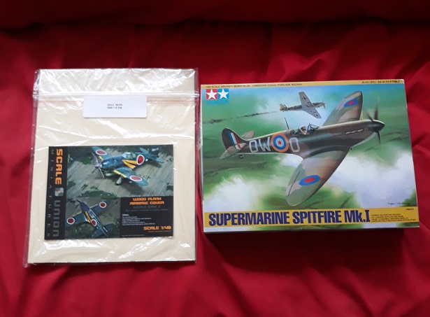 Tamiya Model 1/48 Supermarine Spitfire Mk1 & Resin Runway